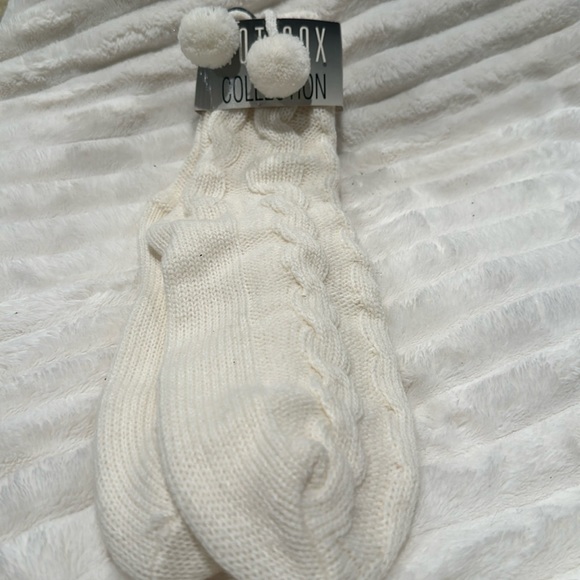 Hot Sox | Other | Nwt Pair Hot Sock Collection In Ankle Length With Two ...